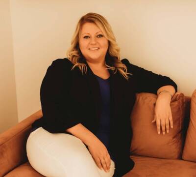 Amanda Weeks - Moline Office - Ruhl&Ruhl Realtors
